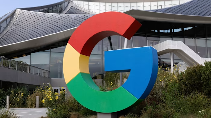 Google báo lãi khủng, tiếp tục "tất tay" vào AI để đấu với OpenAI | Fili