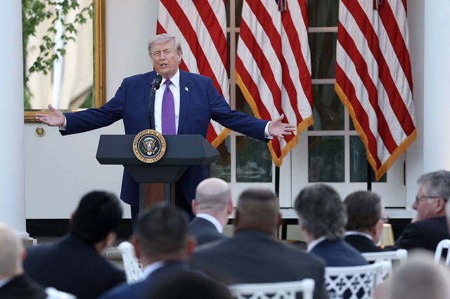 Sốc: Ông Trump đã thực hiện hơn 3,700 giao dịch chứng khoán trong 1 quý ...