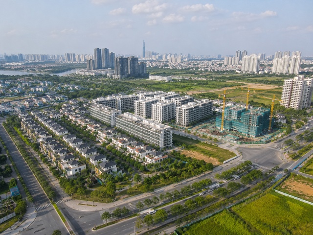 Phạt doanh nghiệp bất động sản vì không công bố thông tin trái phiếu | Fili